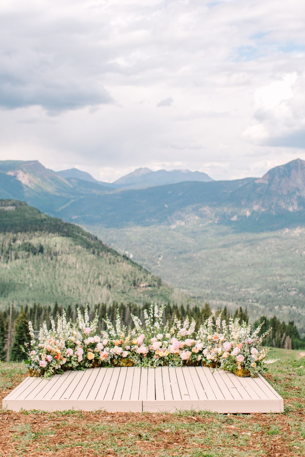 A Breathtaking Mountain Wedding at Purgatory in Durango | Jaclyn + Jake ...